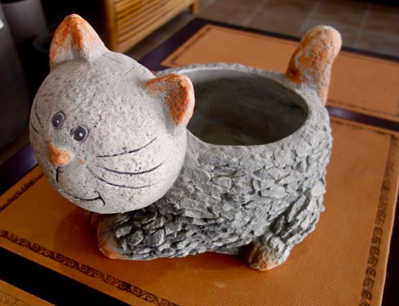 Cat Planter - Pottery & Decor - Kaw Valley Greenhouses